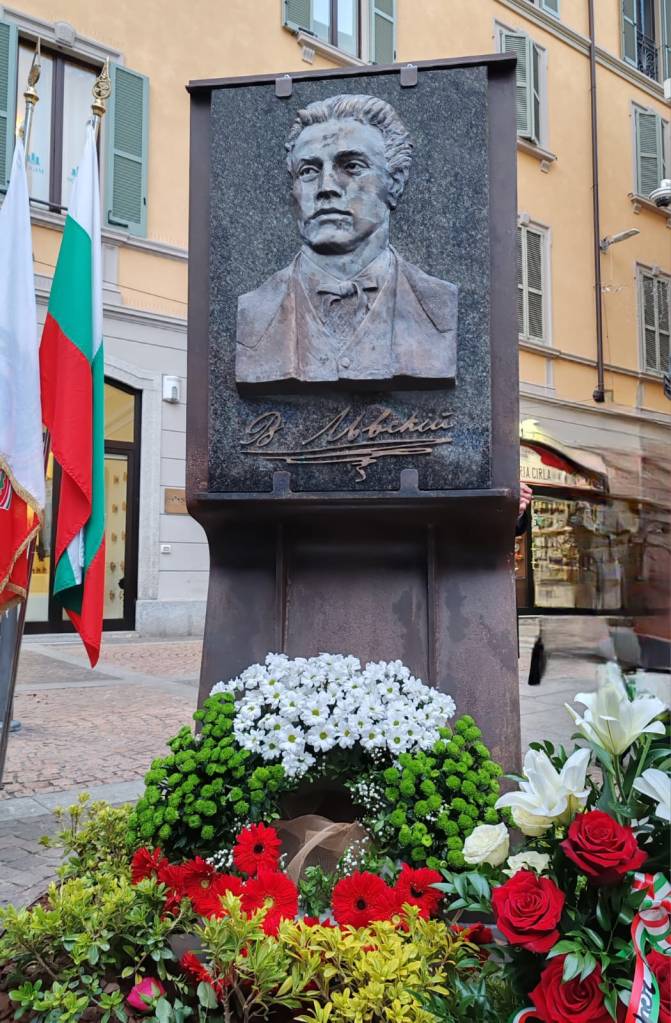 Inaugurazione monumento a Vasil Levski – Consolato della Repubblica di ...